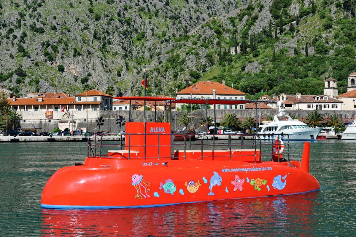Panorama Tour of the Bay of Kotor by Semi-Submarine